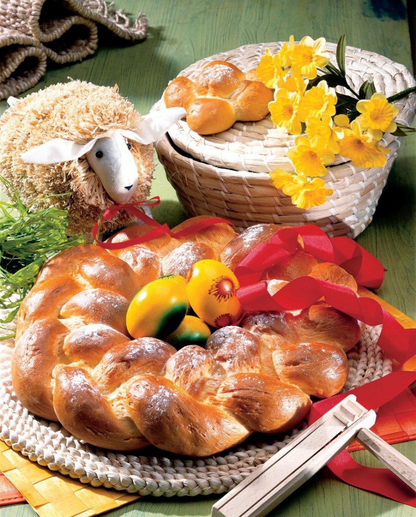 Colac împletit - Retete culinare - Romanesti si din Bucataria ...