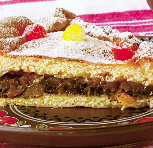 Plăcintă cu stafide - Retete culinare - Romanesti si din Bucataria ...