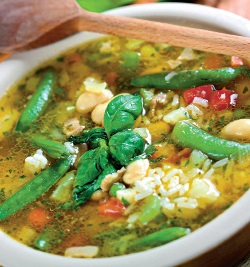 Ciorbă de legume cu busuioc verde - Retete culinare - Romanesti si din ...